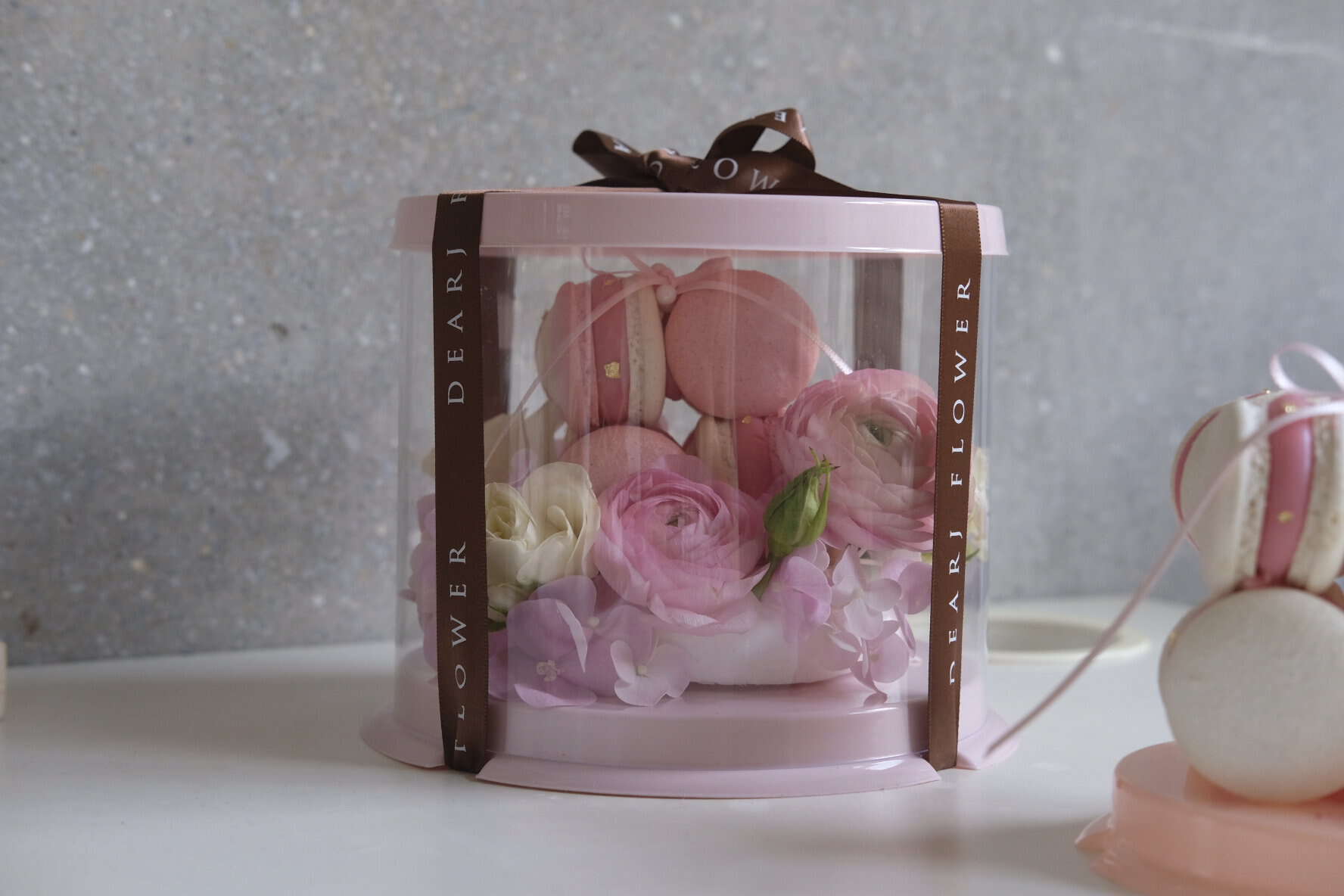 Dear J x Parslee Macaroon Flower Set – Dear J Flower By Jane (Florist)